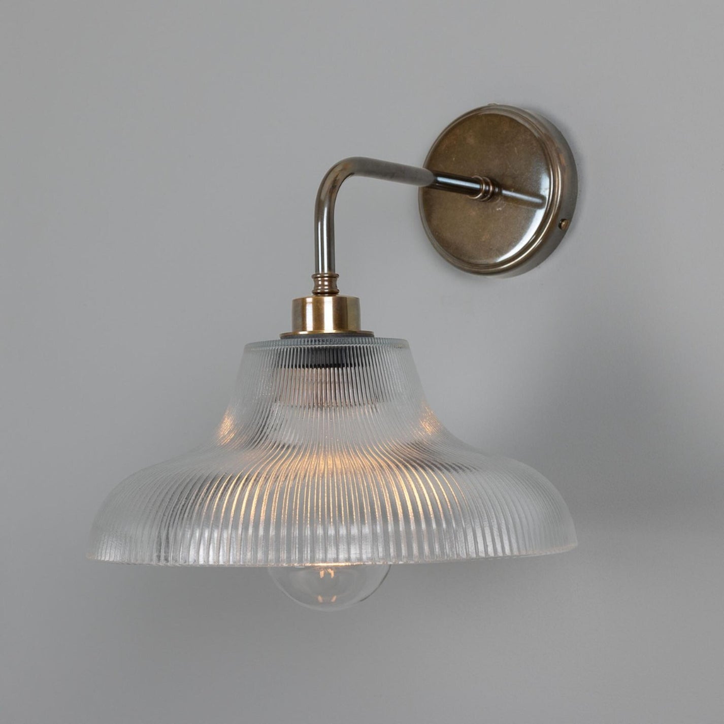 Mono Railway Wall Light IP65 – Wovenwood Interiors